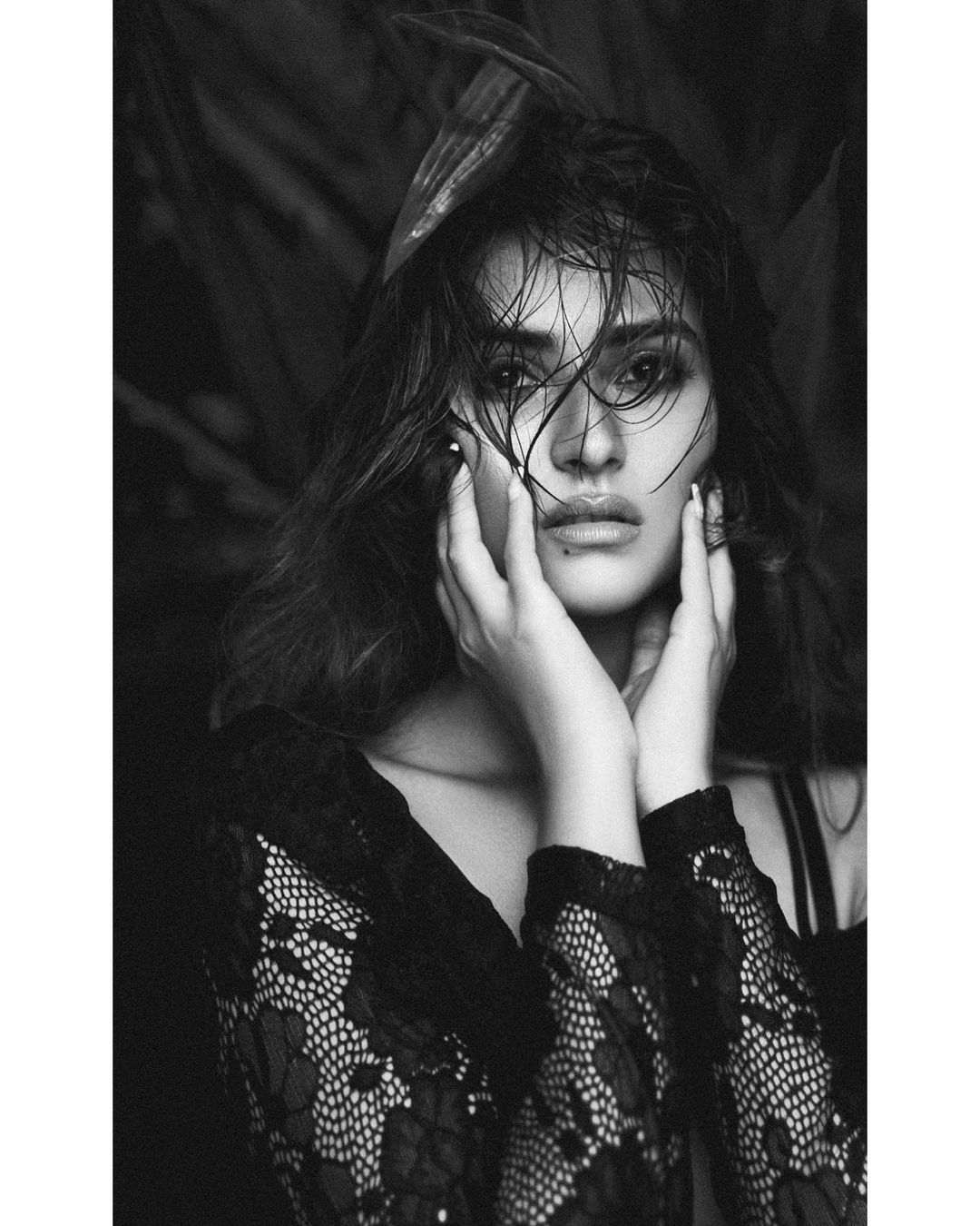 Pranutan Bahl Stuns With Her Sex Appeal In These Pictures, Here's A ...