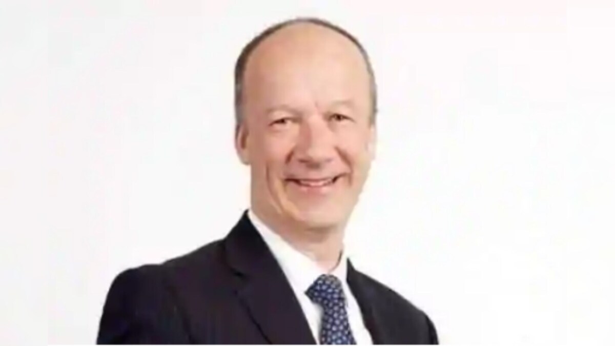 Wipro CEO Took Home $8.8 Million Last Year, Higher Than Top Bosses at ...