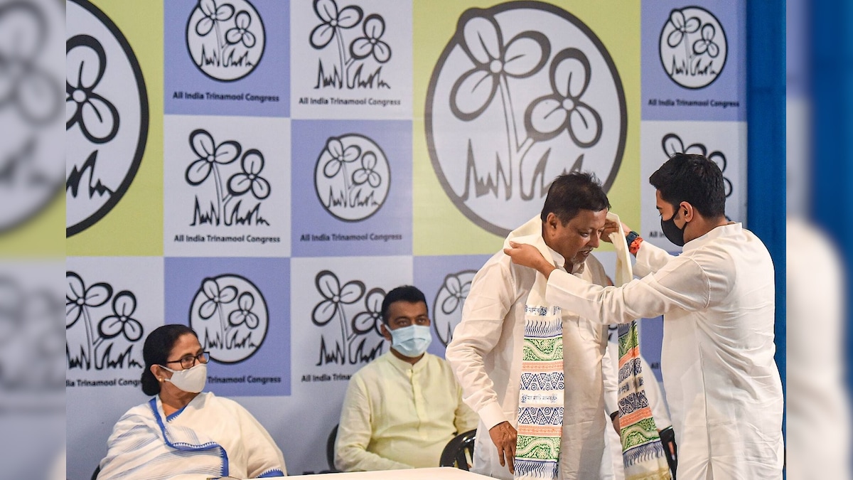 For a 'Social' Cause: Within An Hour of Joining TMC, Mukul Roy Changes ...