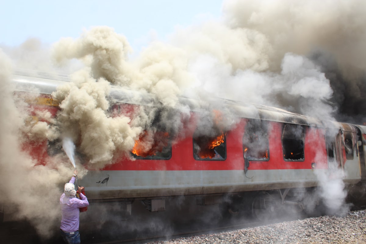 Indian Railways Puts Out New SOP for Staff to Deal with Train Fires