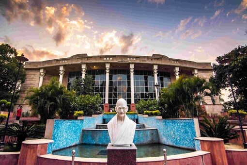 IIT-Roorkee Launches MDes, Masters in Innovation Management under New ...