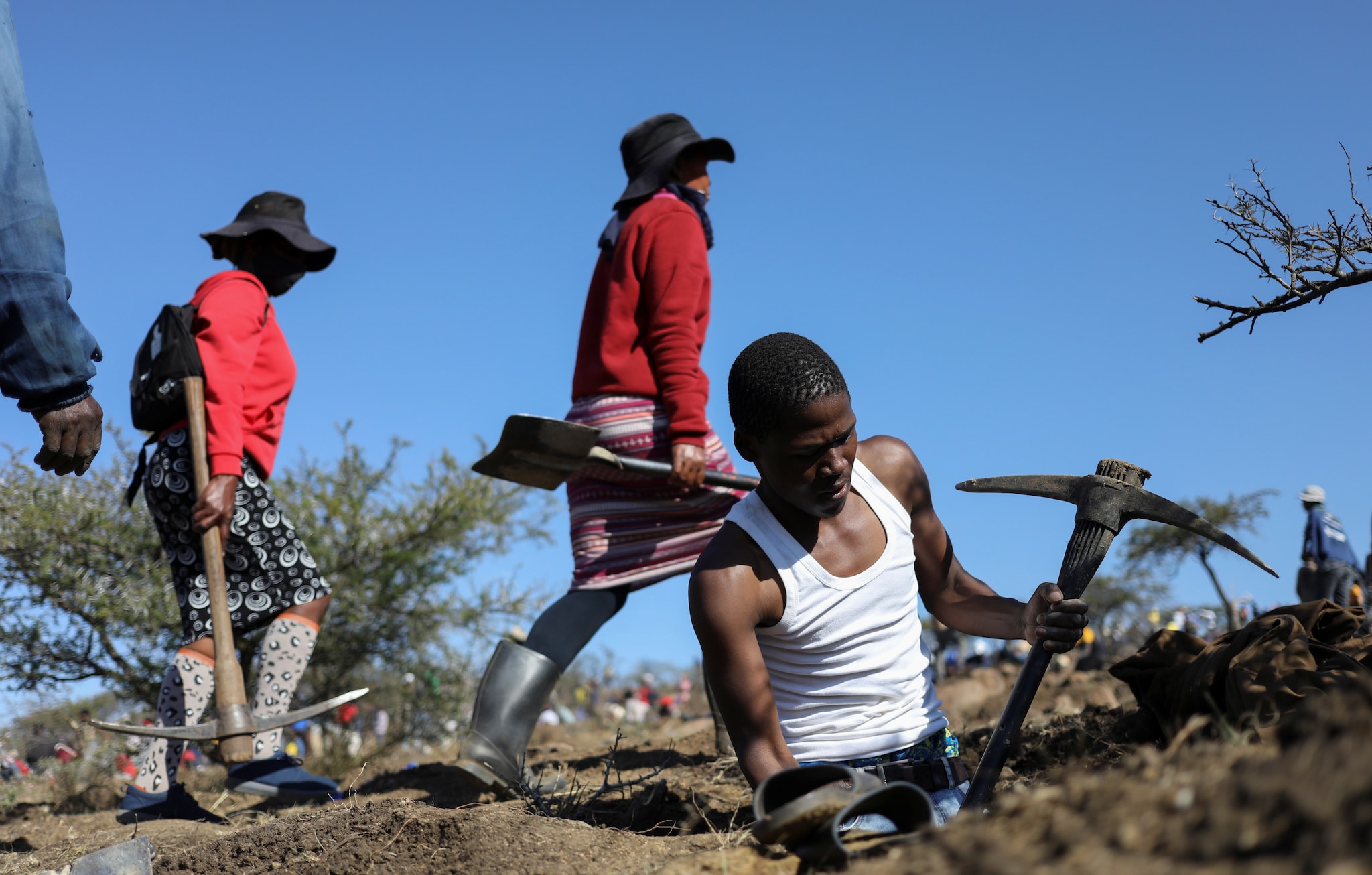 In Photos: 'Diamond Rush' Grips South African Village After Locals ...