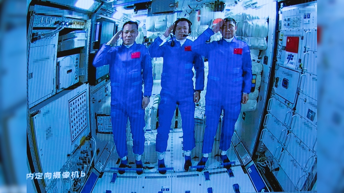 Sichuan Dishes, Shredded Pork: Astronaut Trio Can Savour Over 100 ...