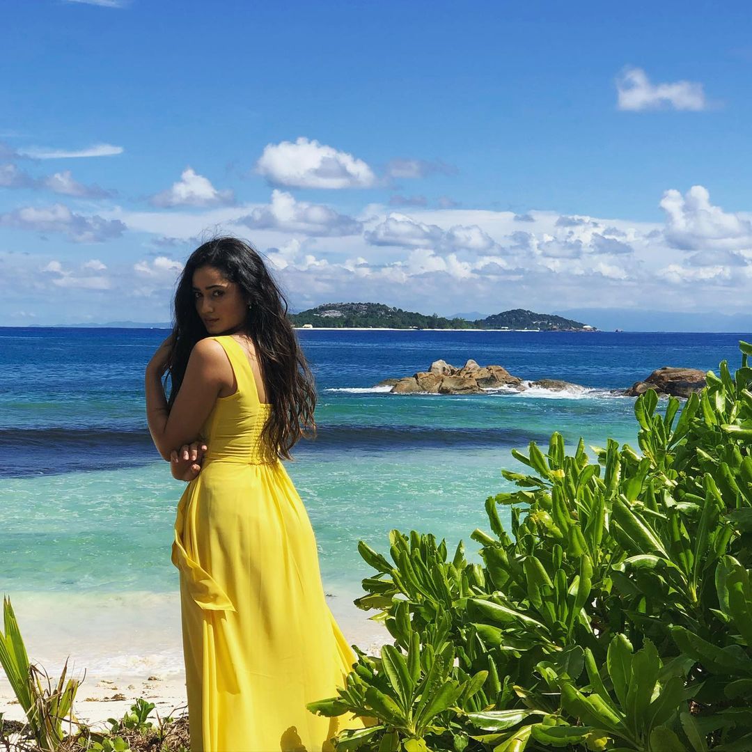 Tridha Choudhury Looks Sizzling In Sexy Bikinis See The Divas Drop Dead Gorgeous Pictures News18
