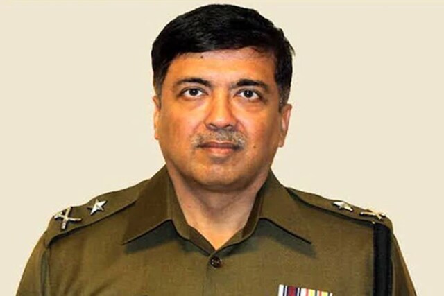 1987 Batch IPS Officer Mukul Goyal is the new DGP of UP - News18