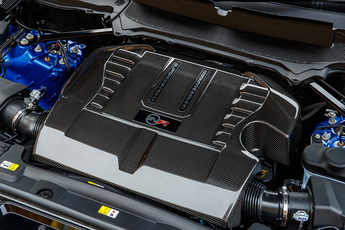 In Pics: 2021 Range Rover Sport SVR SUV Launched in India, See Detailed ...