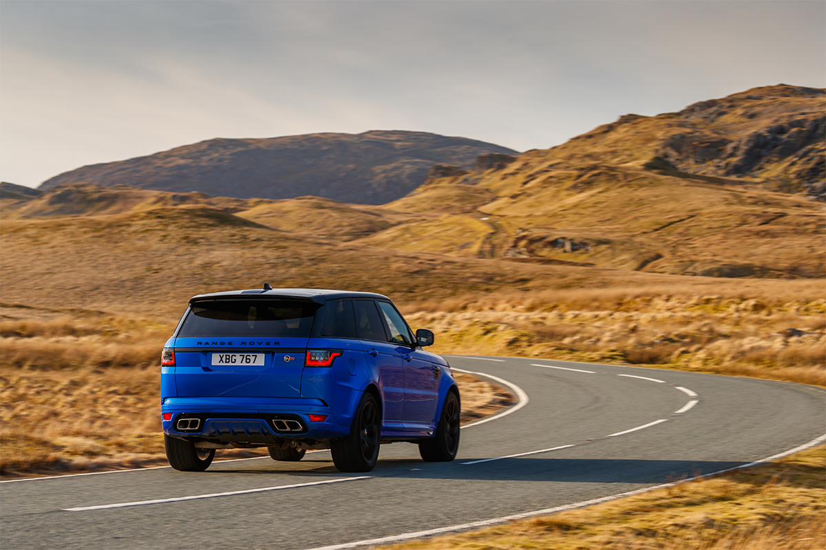 In Pics: 2021 Range Rover Sport SVR SUV Launched in India, See Detailed ...