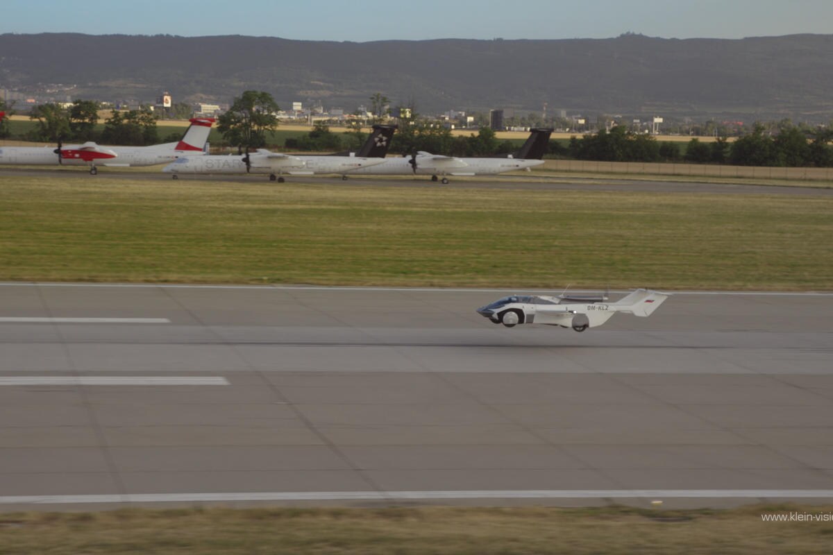 In Pics: Klein Vision AirCar V5 - Closer Look at Design, Features of ...