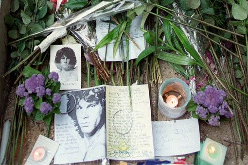 The Many Conspiracy Theories Around Jim Morrison's 'Mysterious' Death ...
