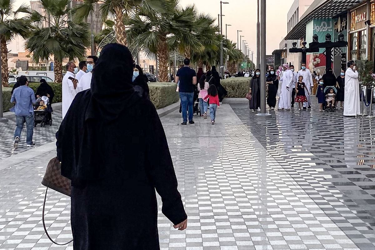 'Marriage Without Strings': Saudi Arabia Confronts Rise of 'Misyar'
