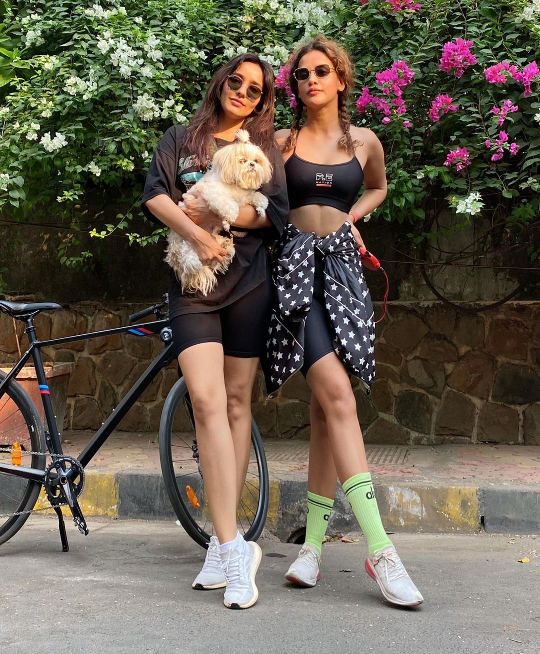 Neha Sharma And Aisha Sharma Look Sexy In Twinning Outfits, See The ...