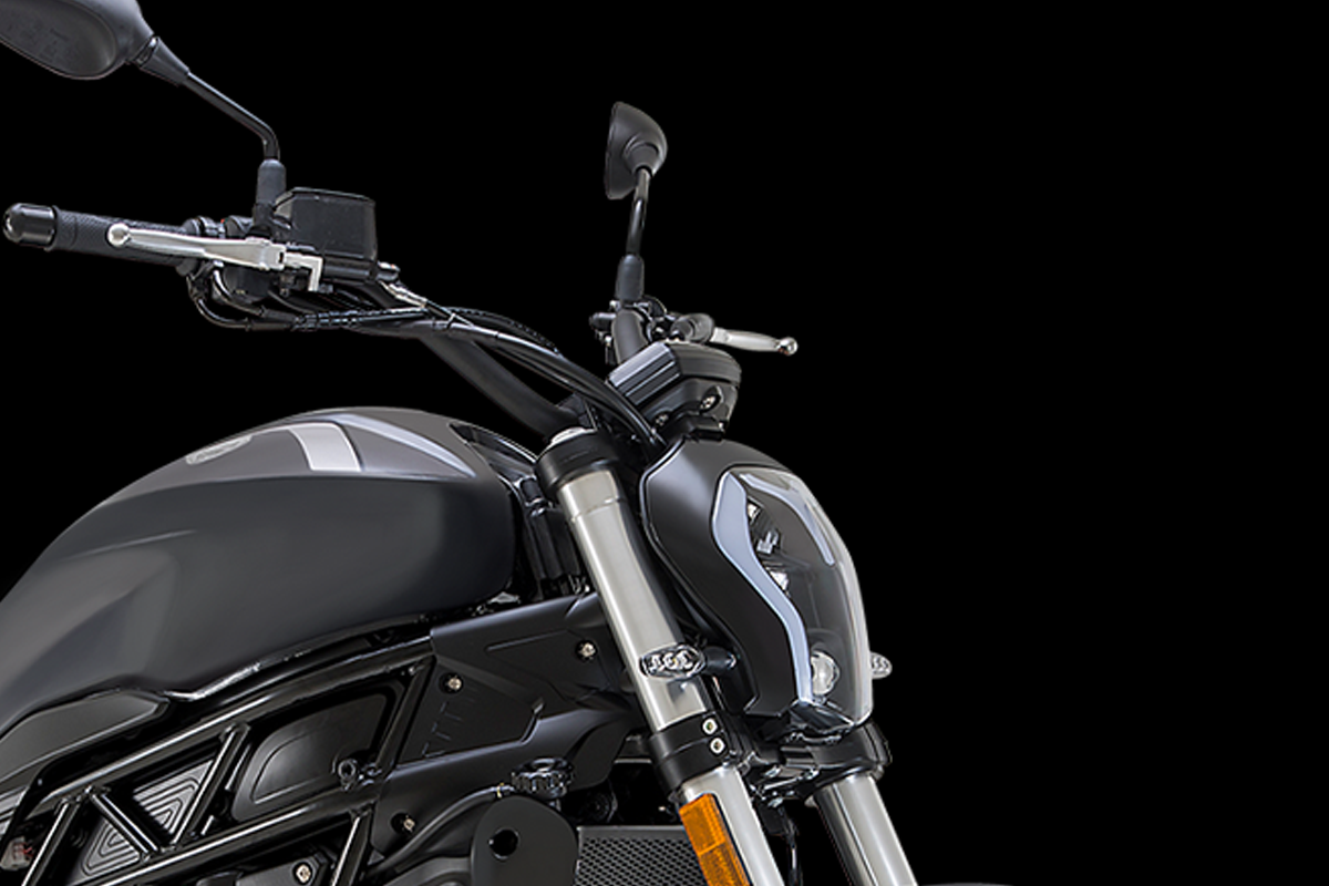 In Pics: Benelli 502C Urban Cruiser Launched in India, See Design ...