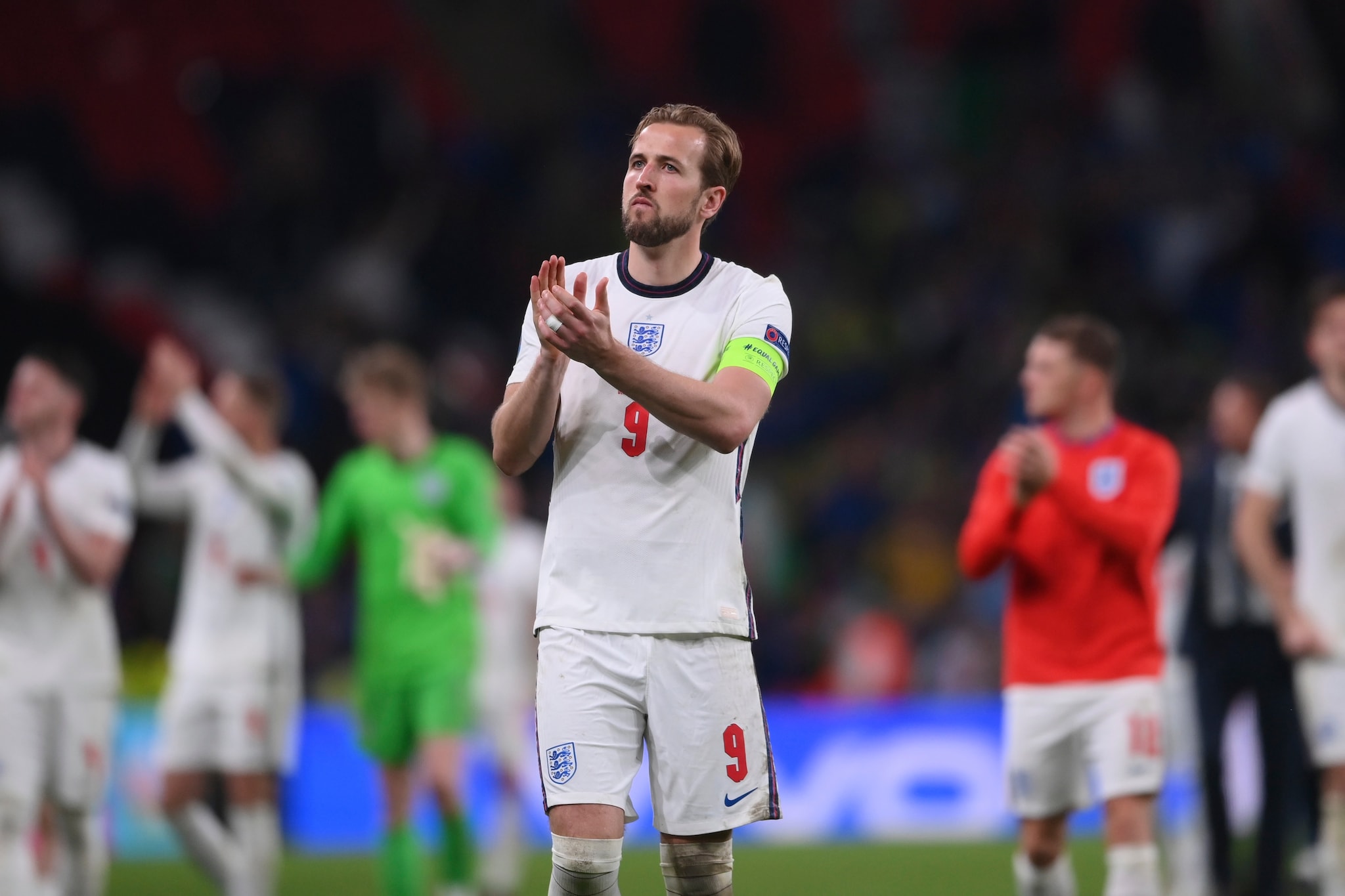 IN PICS: Harry Kane Consoles Wife Kate as She Bursts Into Tears After ...