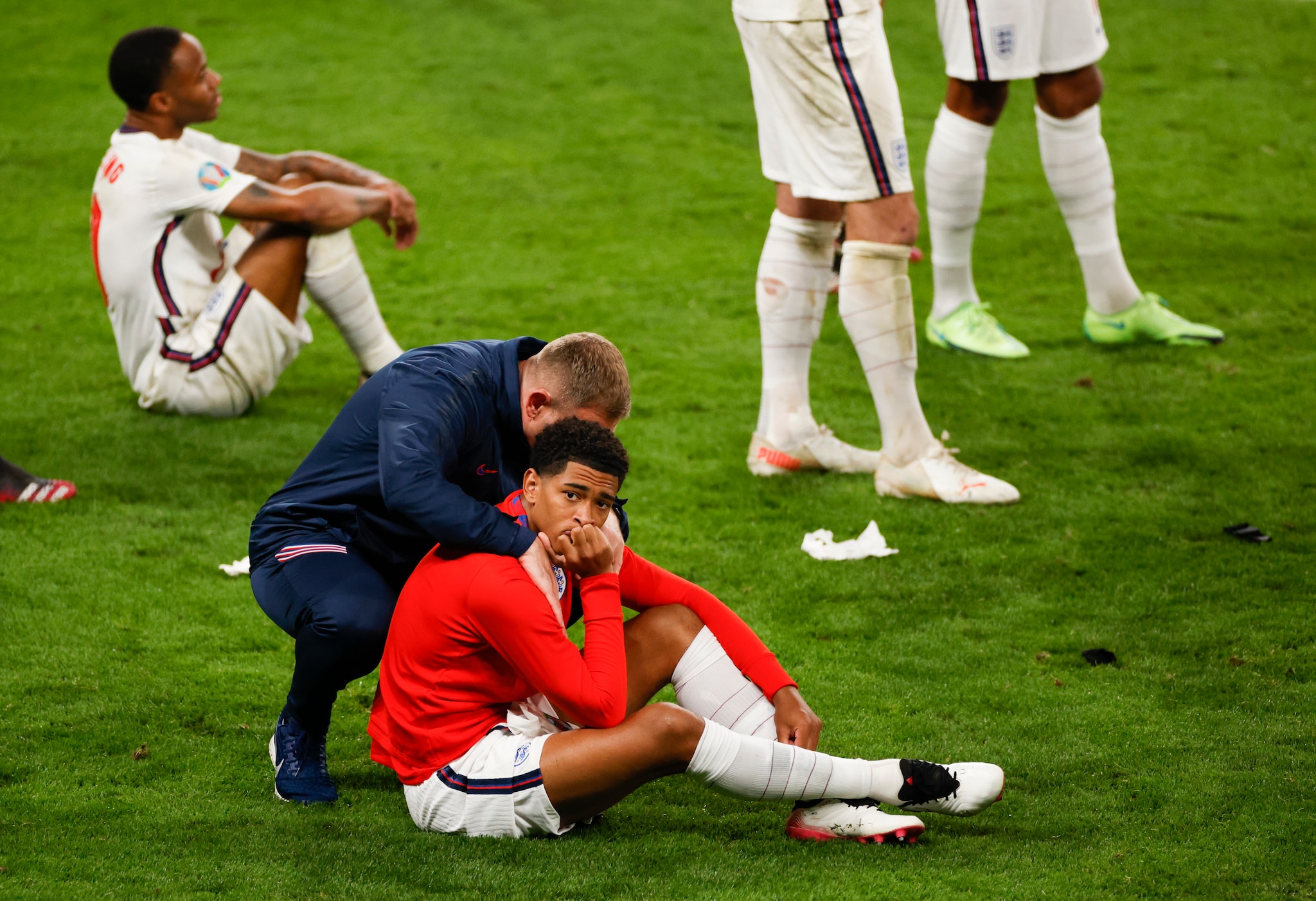 IN PICS: Harry Kane Consoles Wife Kate as She Bursts Into Tears After ...