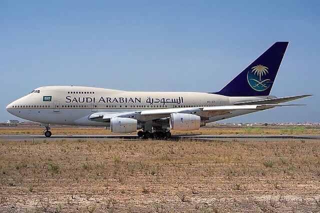 Saudi Arabian Royal Flight Operates World's Oldest Active Boeing 747 ...