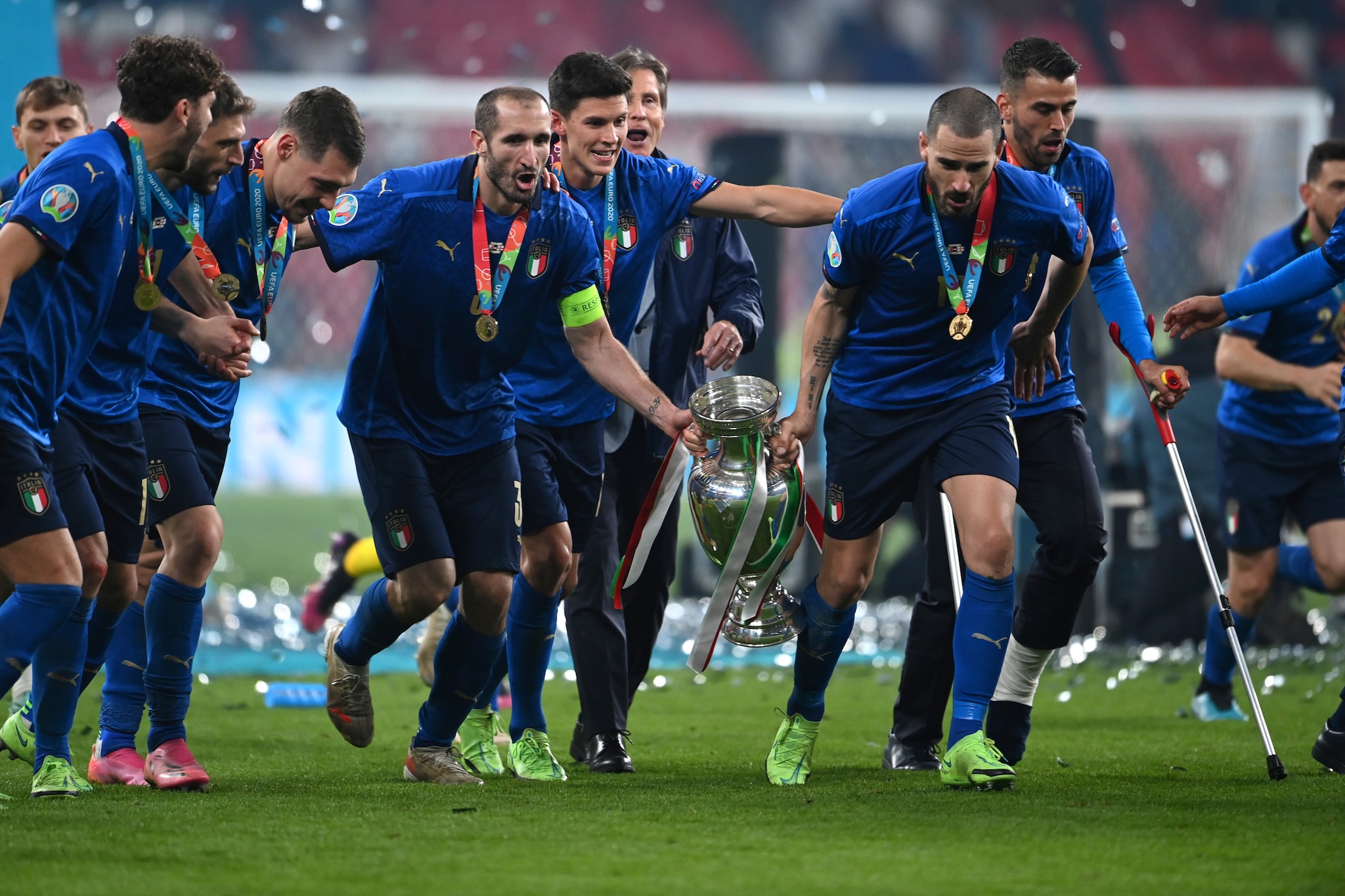 IN PICS: Italy Players Celebrate UEFA Euro 2020 Triumph in Style - News18