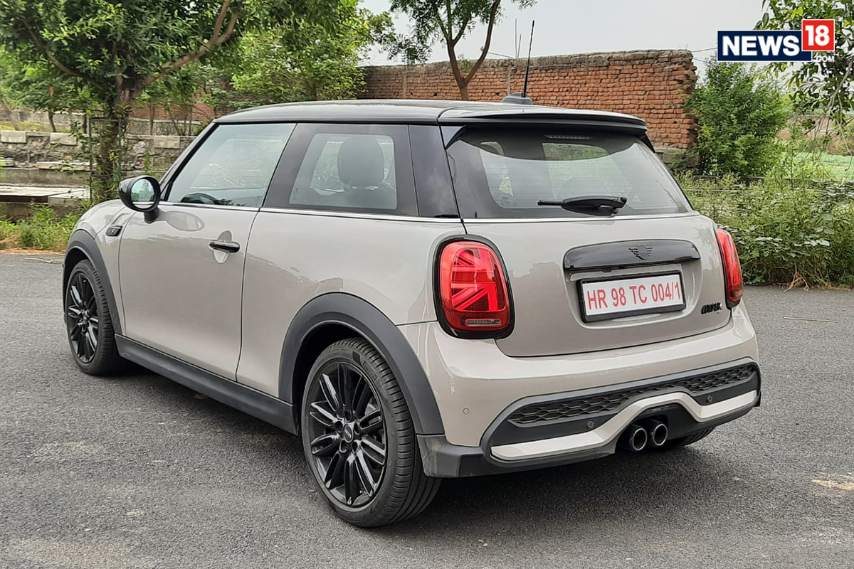 New Mini Cooper S 3 Door Hatch India Review - Retain its Cute and ...