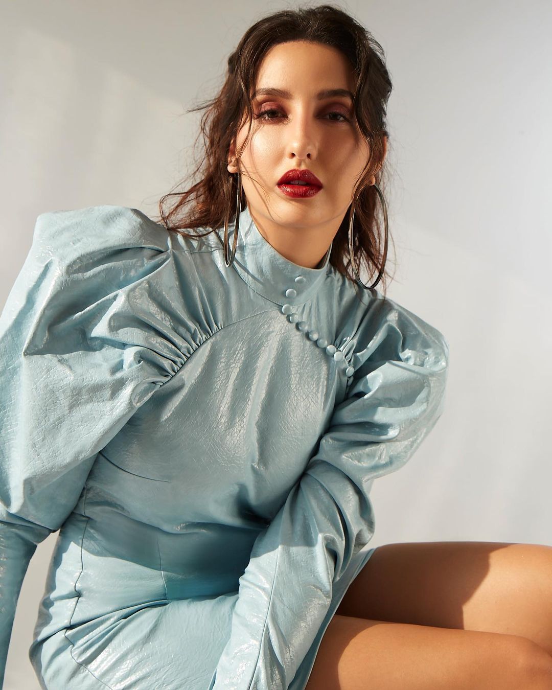 Nora Fatehi Oozes Oomph In Black Figure-Hugging Dress, Check Out Her ...