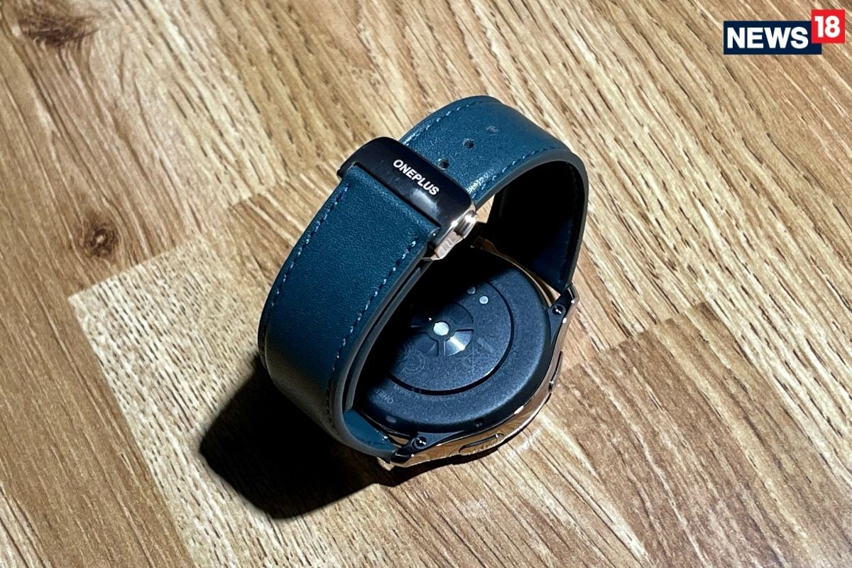 OnePlus Watch Cobalt Limited Edition Review: Enough To Justify Premium ...