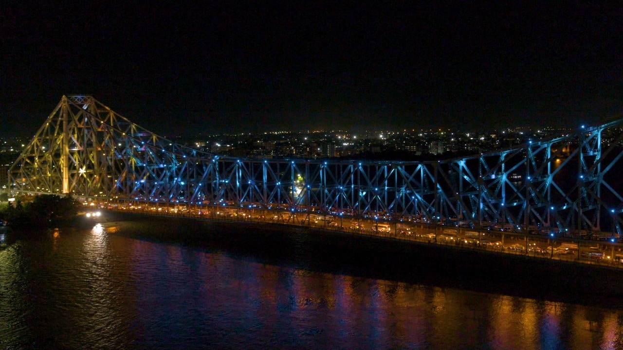 Howrah Bridge Lightens up for Tokyo Olympics | In Pics - News18