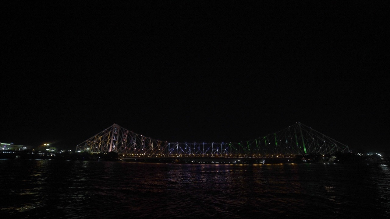 Howrah Bridge Lightens up for Tokyo Olympics | In Pics - News18