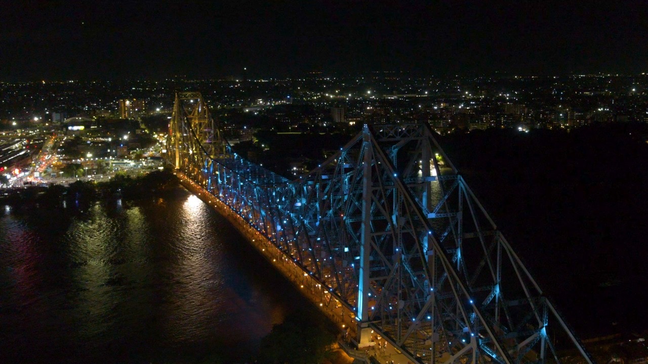 Howrah Bridge Lightens up for Tokyo Olympics | In Pics - News18