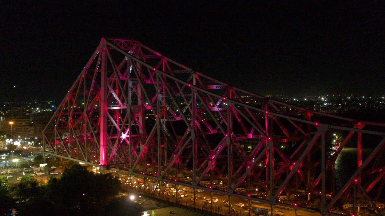 Howrah Bridge Lightens up for Tokyo Olympics | In Pics - News18