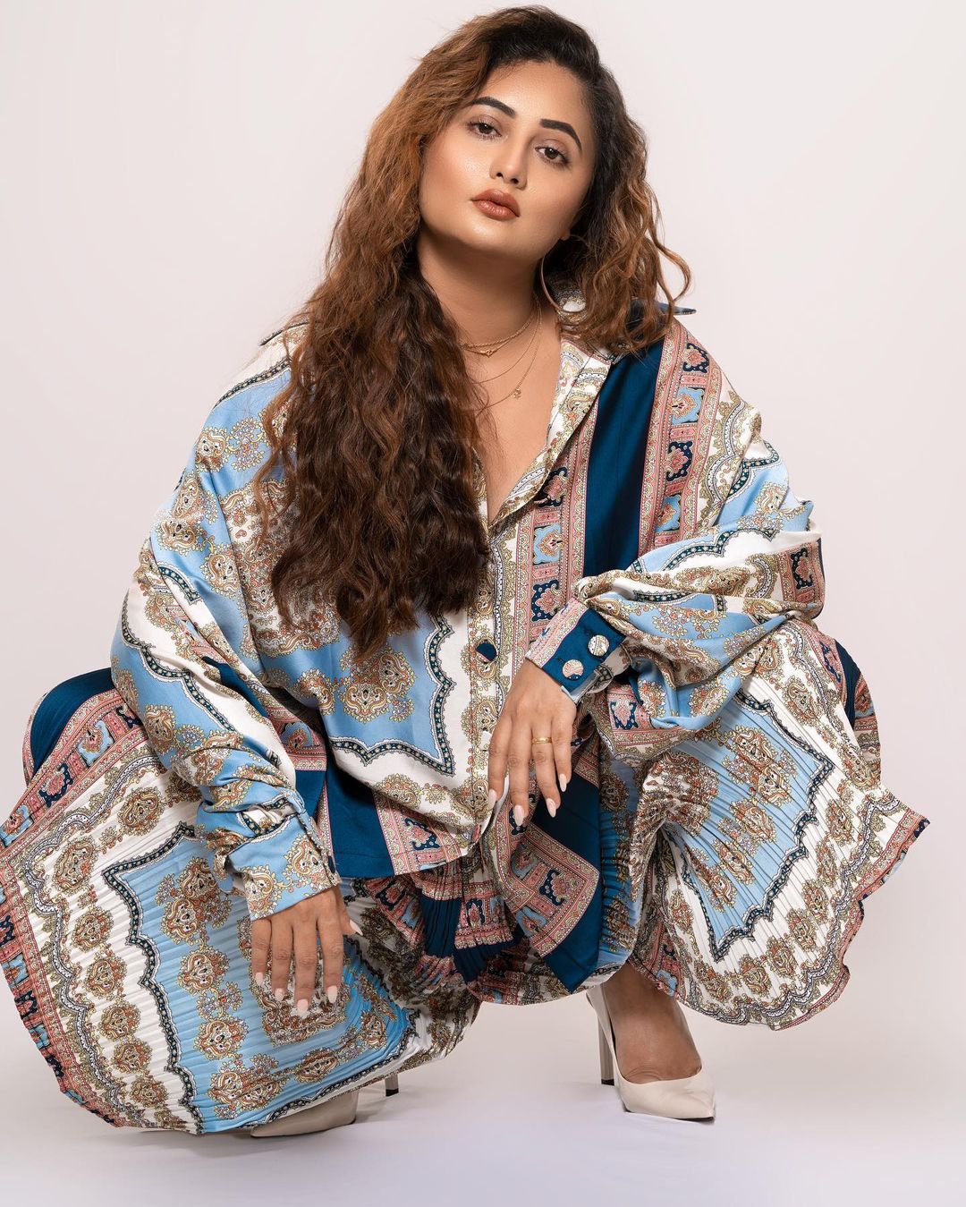 Rashami Desai Makes Heads Turn With Latest Photoshoot, See The Diva's ...