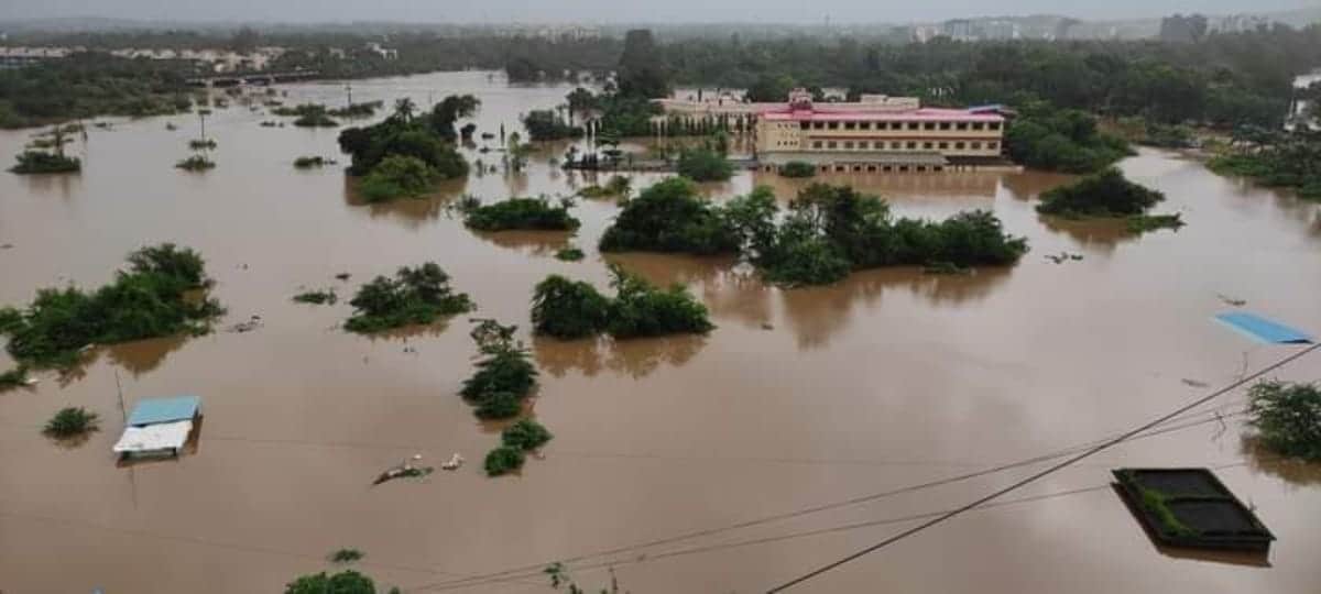 Mumbai Rains: High Tide Hits Marine Drive, Residential Complexes Under Water Amid Heavy Showers ...