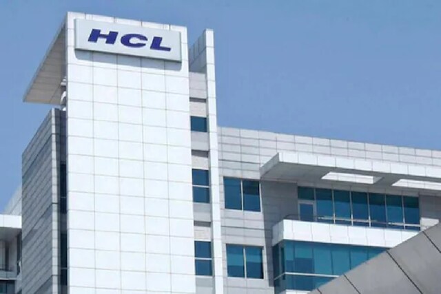 HCL Plans on Rewarding Top Performers with a Mercedes-Benz - News18