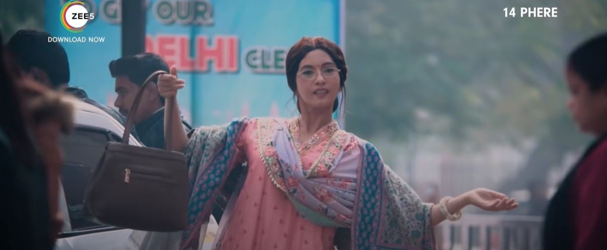Unseen Photos from Behind the Scenes of Vikrant Massey and Kriti ...