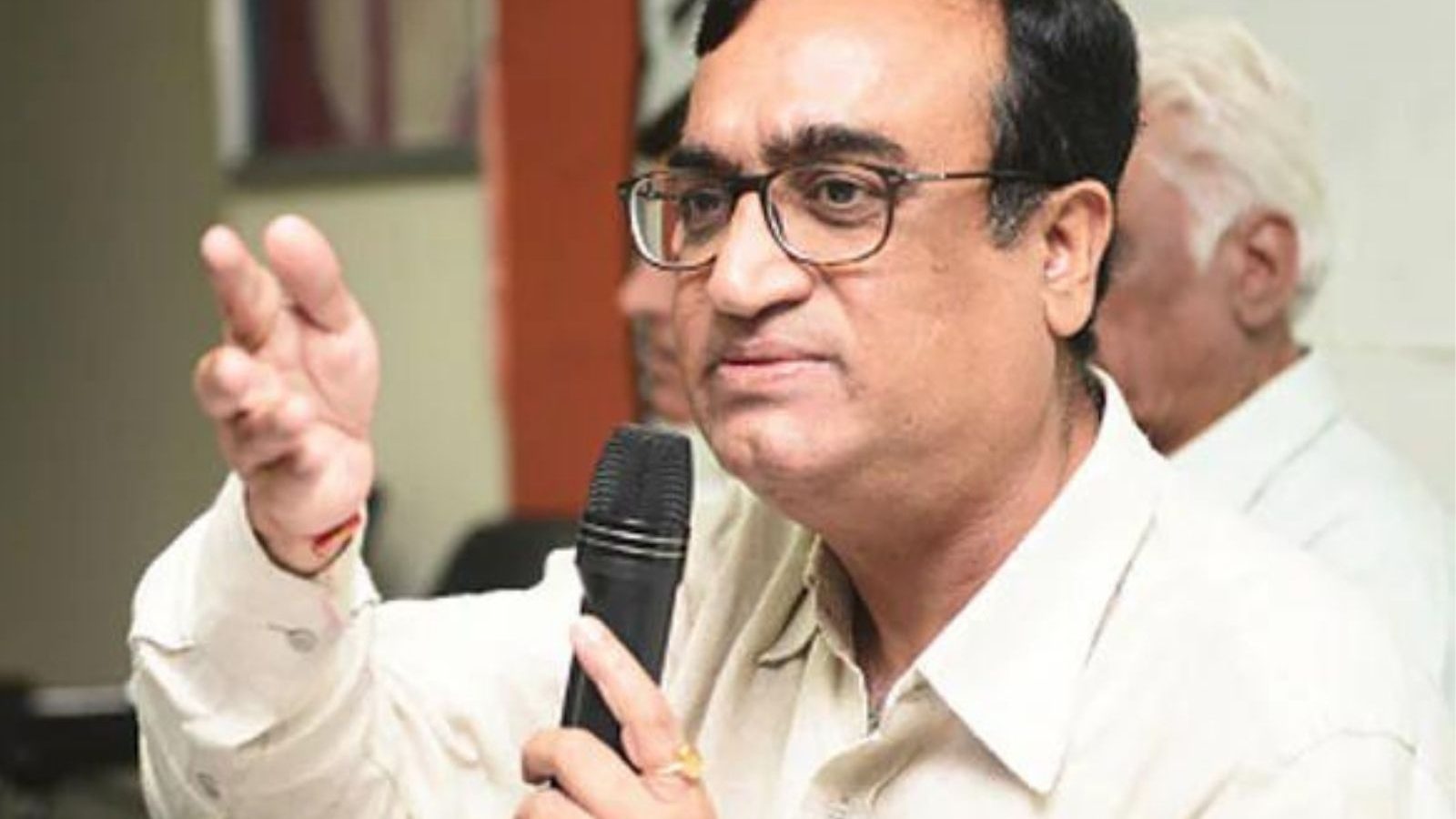 Some Ministers Willing to Step Down in Rajasthan, Ajay Maken Says Ahead ...