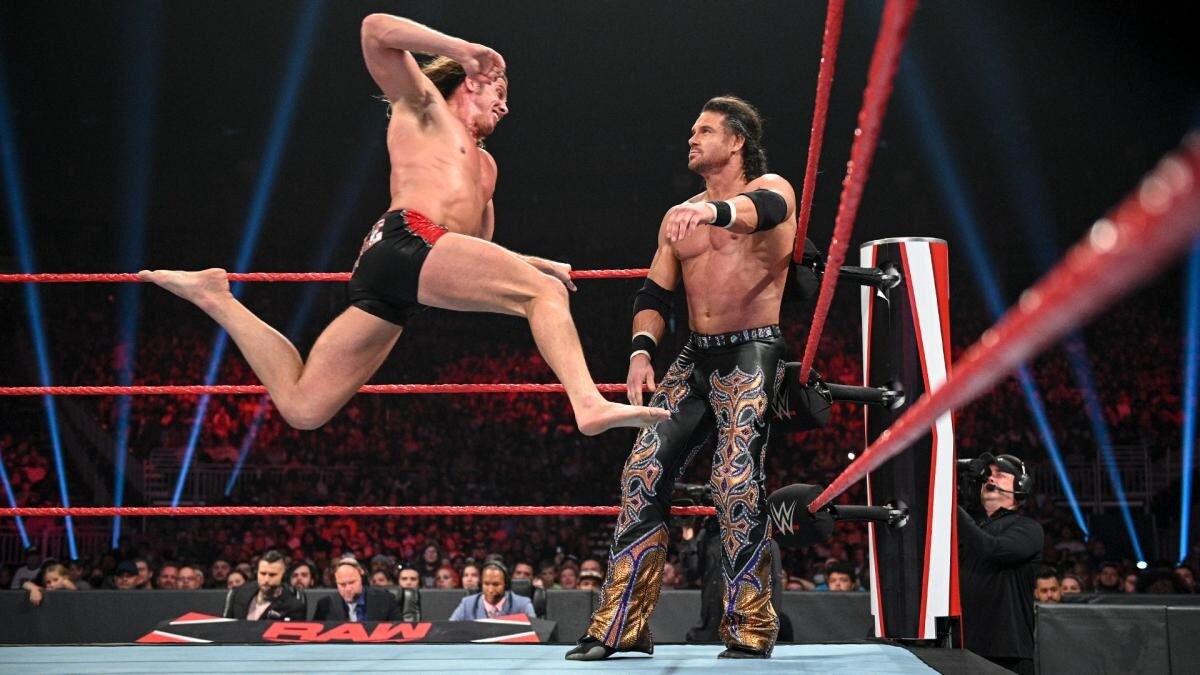 WWE RAW Results: Bobby Lashley Wins Handicap Match, Reginald Retains 24 ...