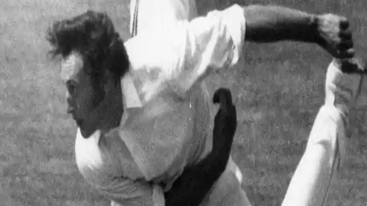 Former England Pacer Mike Hendrick Dies at 72 - News18