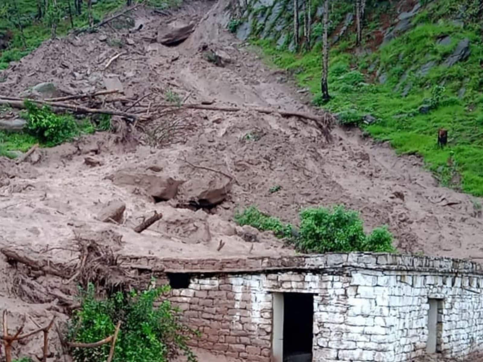 7 Killed, Several Missing in J&K's Kishtwar as Cloudburst Triggers Flash Floods | In Pictures ...