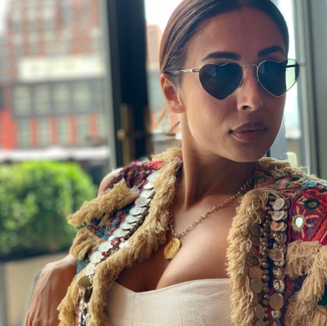 Malaika Arora Turns Up The Heat In Sultry Mirror Selfie Check Out The