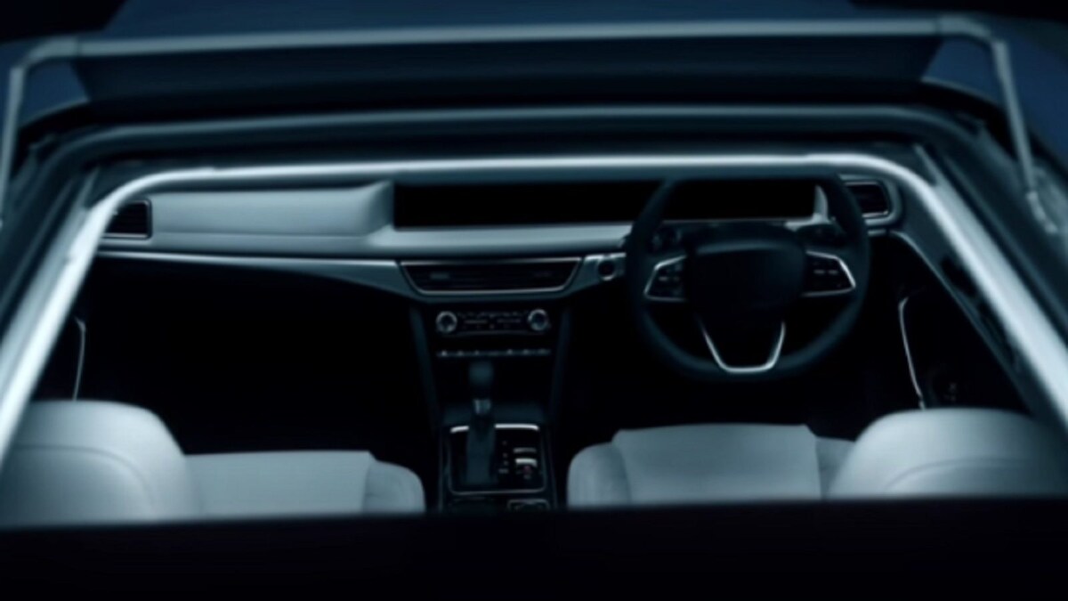 Mahindra XUV700 to Get AdrenoX Technology Via Digital Cockpit, Cabin ...