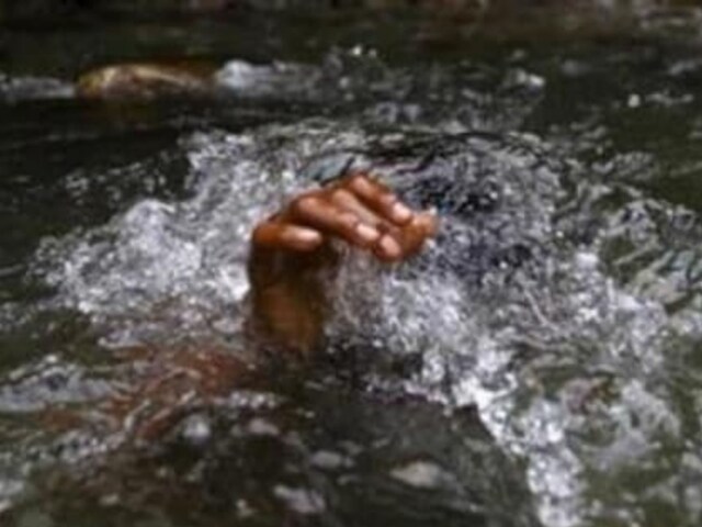 Two People Drowned by Abnormally High Waves in Peru After Tonga Volcano ...