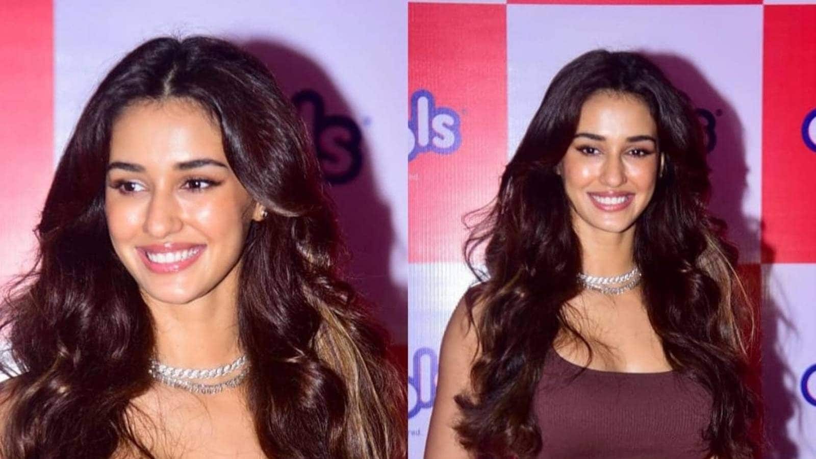 Disha Patani Flaunts Toned Abs In Leather Pants And Crop Top, See The ...