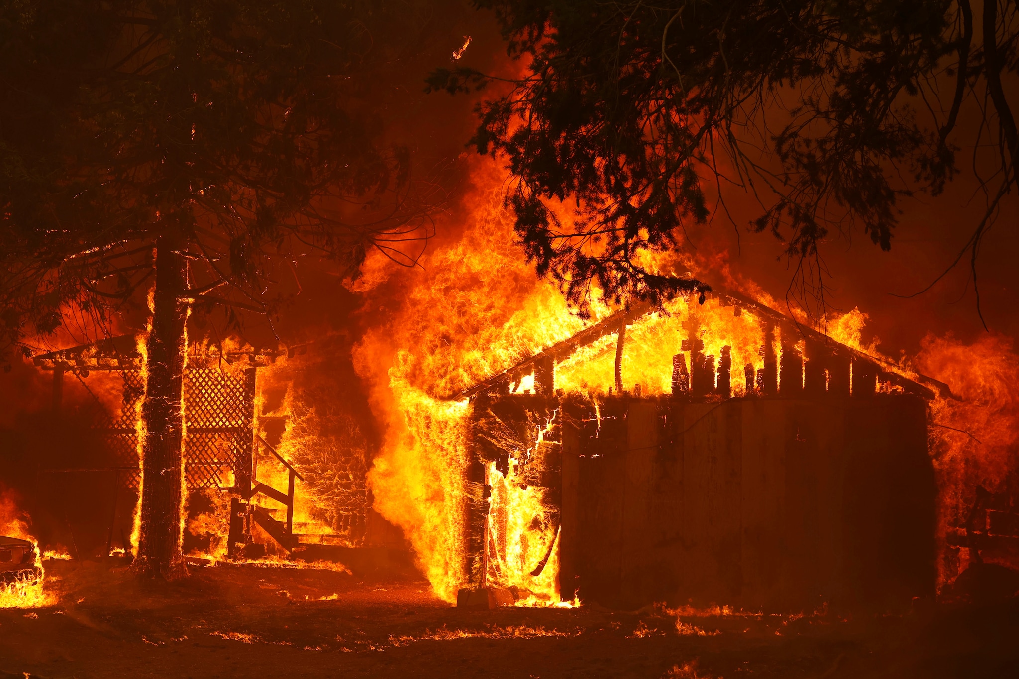 Wildfires Burn California: After River, Dixie Blaze Turns Town to Ashes ...