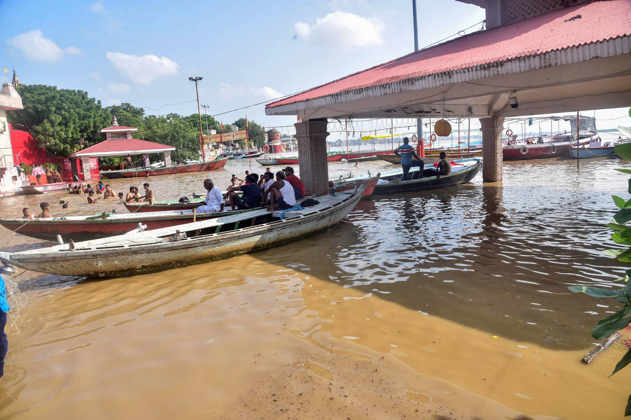 In Pictures | Thousands Affected as Heavy Rain Lashes UP, Bengal Reels ...