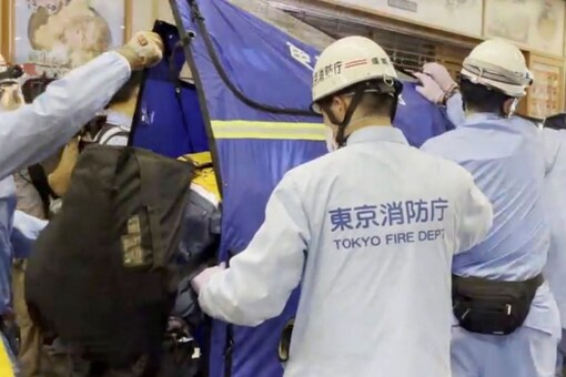 Nine Injured in Stabbing Attack on Commuter Train Tokyo; Suspects Turns ...