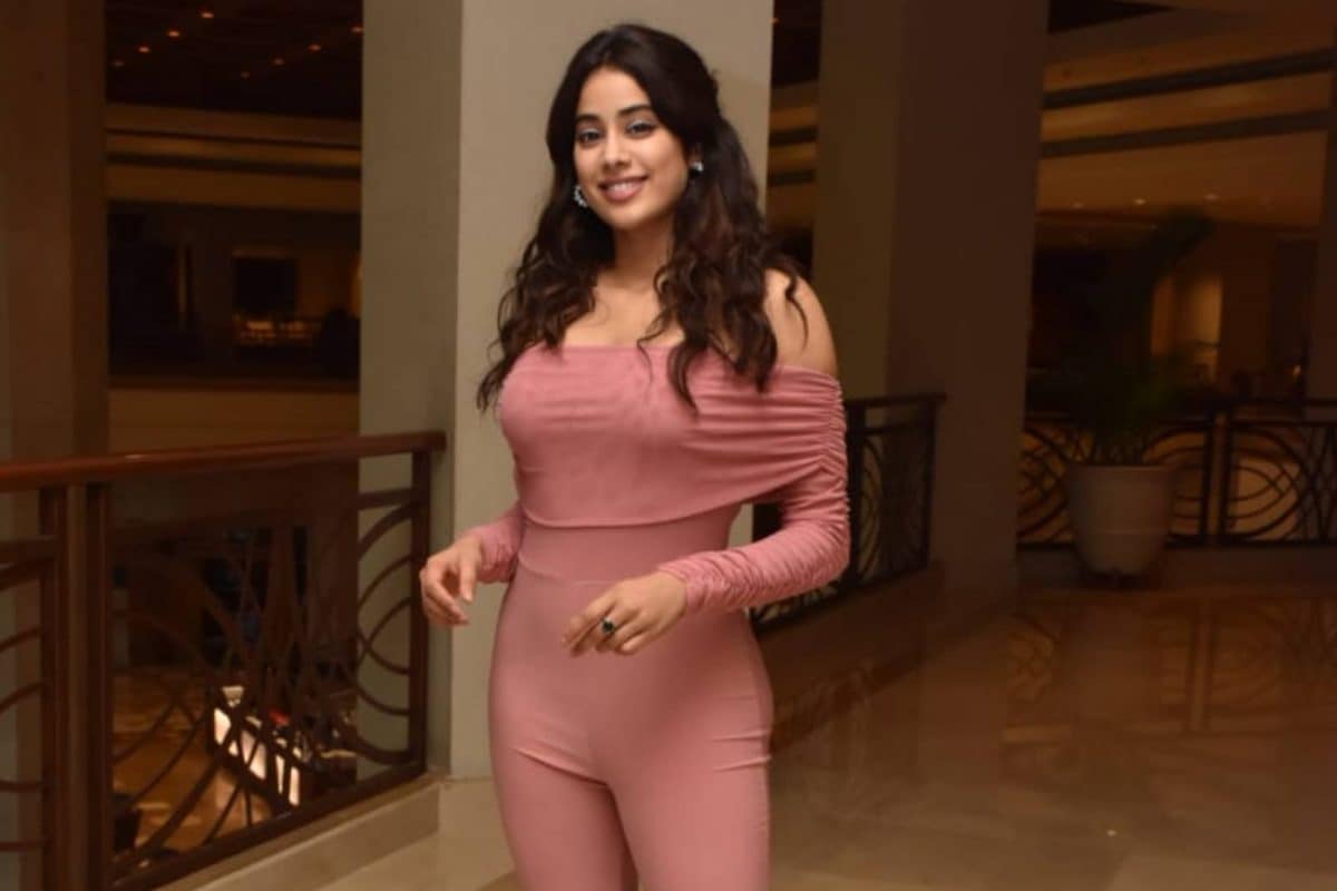 Janhvi Kapoor Flaunts Hourglass Figure In Sexy Jumpsuit, Check Out Her Best Style Moments