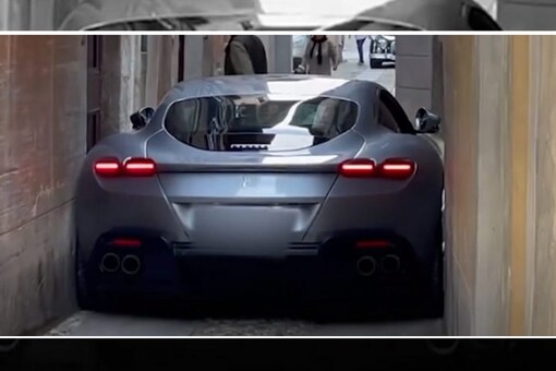 Ferrari Roma Supercar Gets Horribly Stuck in a Narrow Italian Street ...