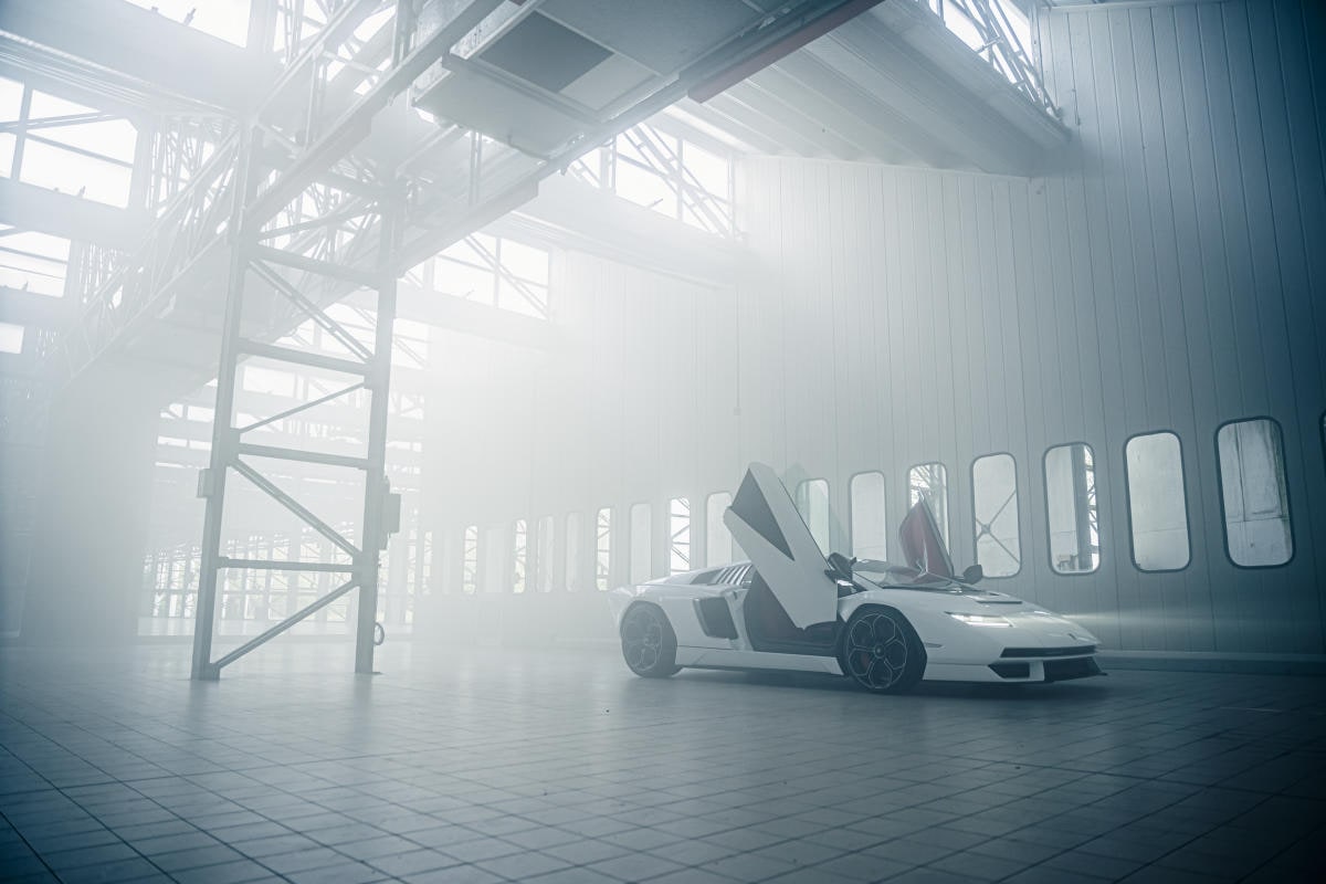 In Pics: New Lamborghini Countach Sportscar - Closer Look at Design ...