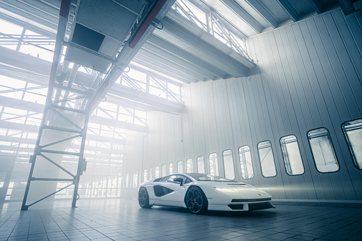 In Pics: New Lamborghini Countach Sportscar - Closer Look at Design ...