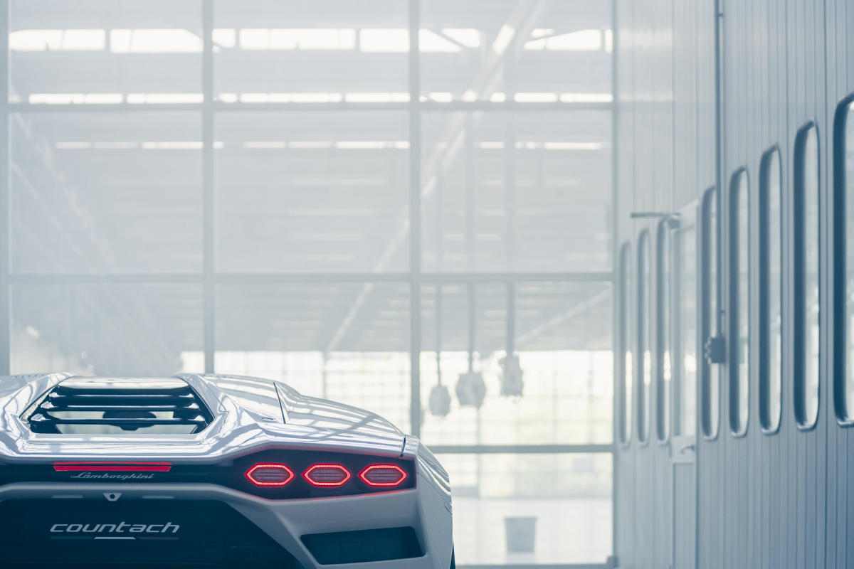 In Pics: New Lamborghini Countach Sportscar - Closer Look at Design ...