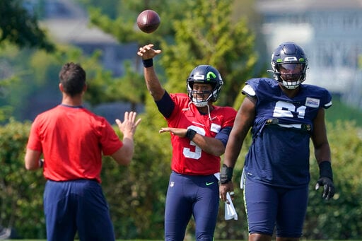 Seahawks' Center Battle Appears To Be Going Fuller's Way