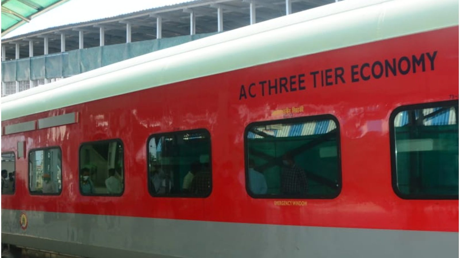 Indian Railways First AC 3 tier Economy Coach To Run From Prayagraj To Indian Railways First AC 3 tier Economy Coach To Run From Prayagraj To