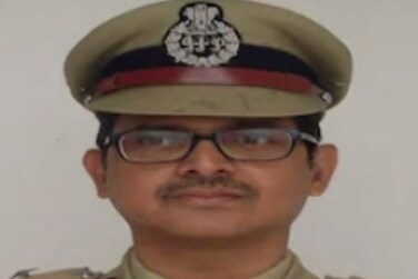 Amitabh Thakur News: Latest Amitabh Thakur News and Updates at News18